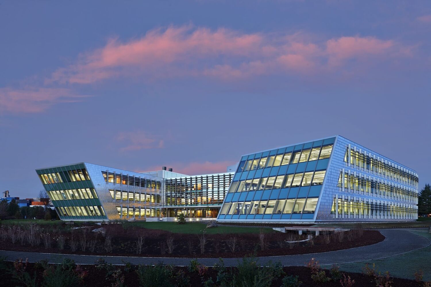 U.S. General Services Administration, Federal Center South Building ...