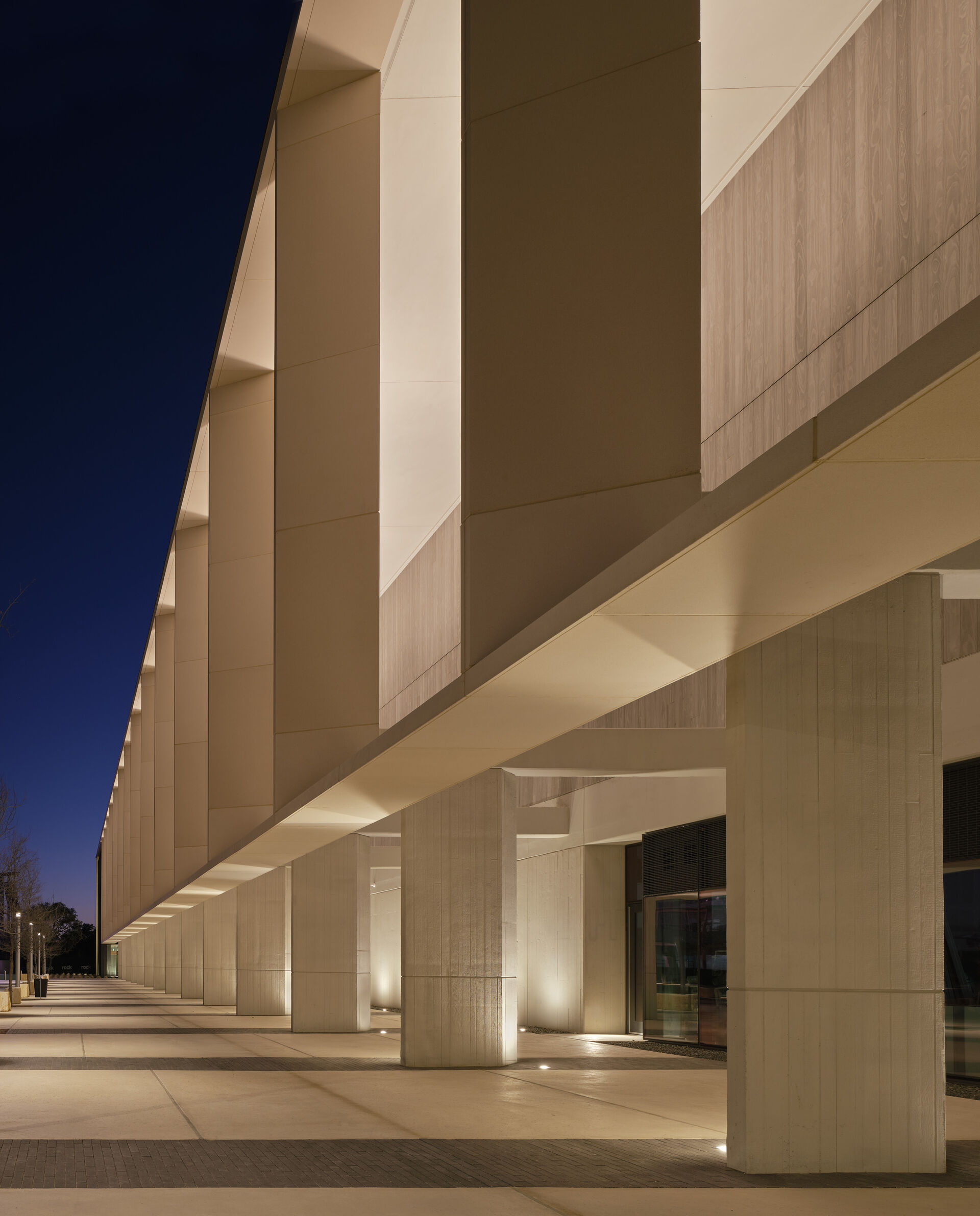 San Antonio Spurs New Practice Facility Designed by ZGF Opens in Texas