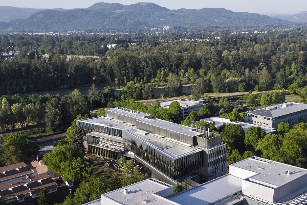 University of Oregon, Phil and Penny Knight Campus for Accelerating ...