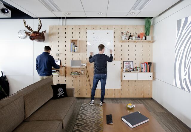 10 Trends Driving the Future Tech Workplace - Ideas - ZGF