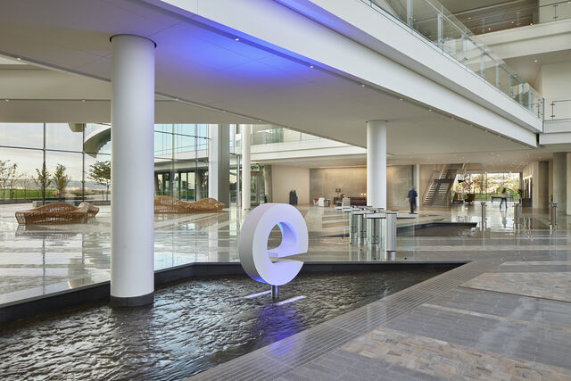 Waterfront Workplace: Expedia Group Seattle HQ | ZGF