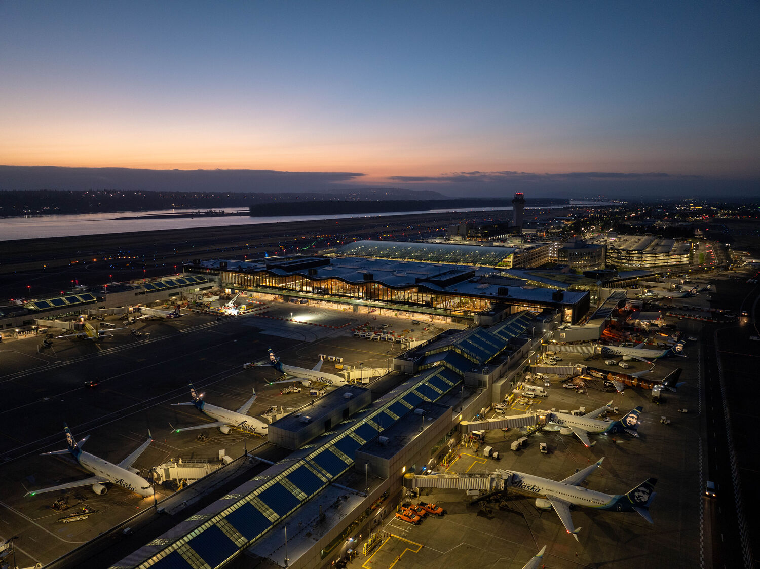 Portland International Airport Main Terminal Opens to Travelers - Ideas ...